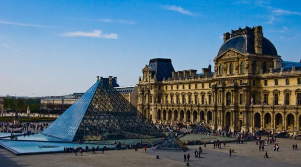 Louvre Museum, The Most Famous Museum in France - Traveldigg.com
