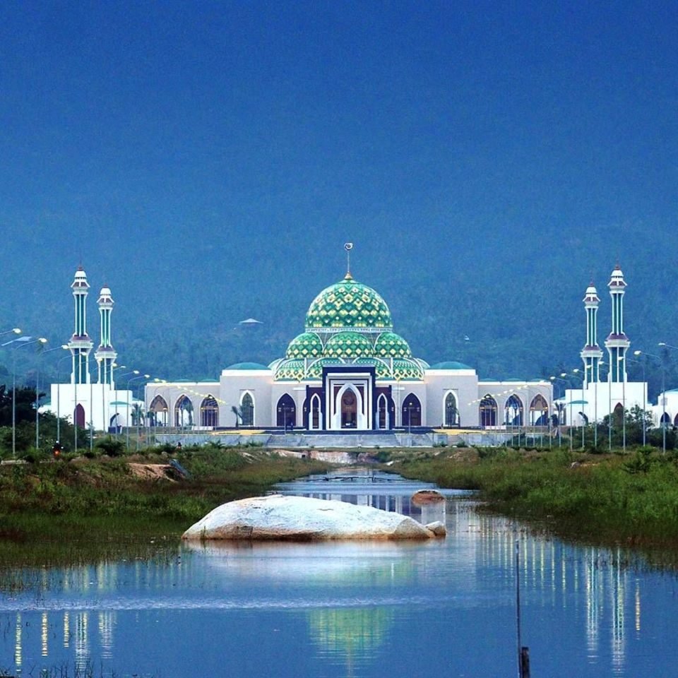 Natuna Island, Beautiful Beach and Taj Mahal - Traveldigg.com